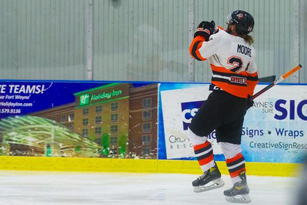 The Fort Wayne Spacemen Premier travel to Mount Clemens Ice Arena!