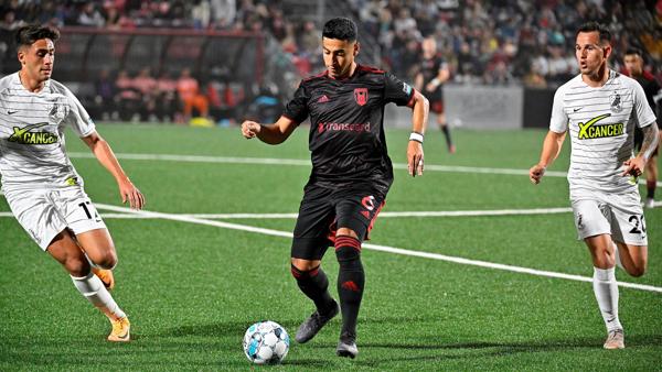 Quarterfinals Report: Red Wolves best defending champion Owls in extra time