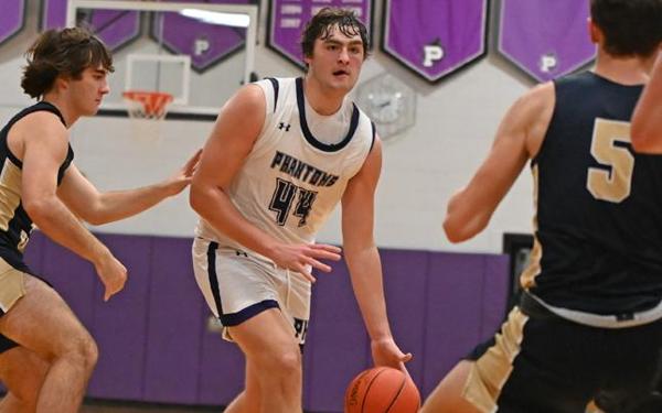 Max Lebisky, Deacon Baratta shine in Phoenixville's win over Sun Valley