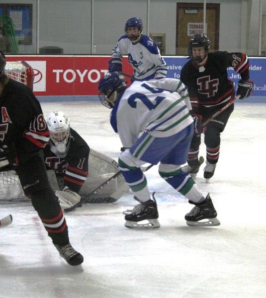 Four Goal First Period Topples Ice Force