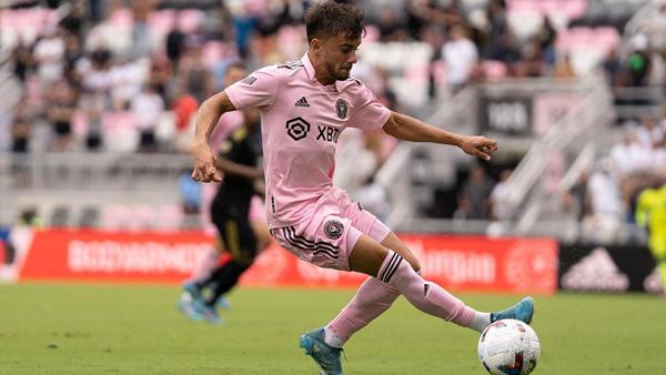 Las Vegas Lights FC acquires Dominican Republic international Edison ...