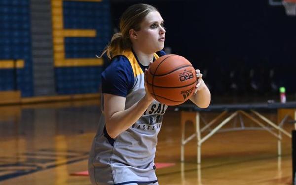 La Salle wants freshman Nicole Melious to be herself