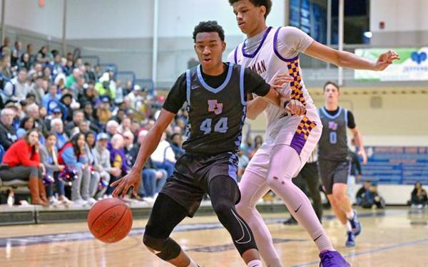 Derrick Morton-Rivera is clutch in big moment, leading Judge by Roman