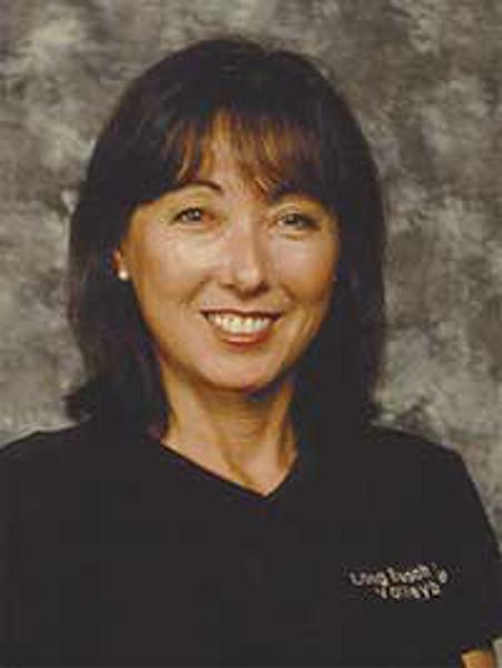 USA Volleyball Hall of Fame Setter Debbie Green joins ACT Volleyball!