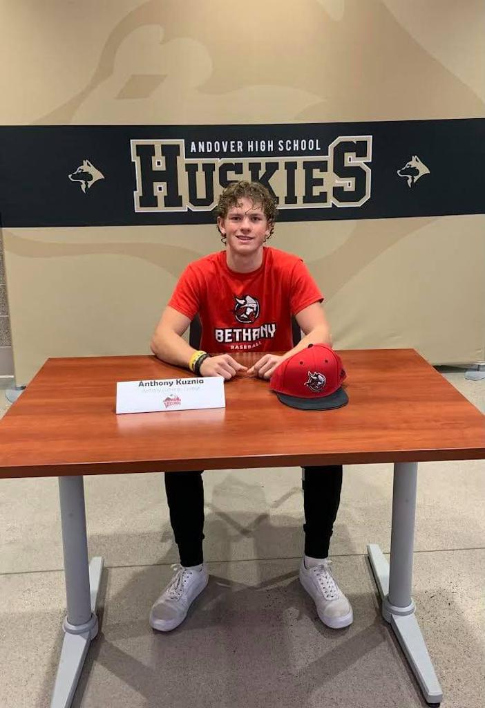 Huskies Playing in College