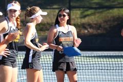 Girls Tennis