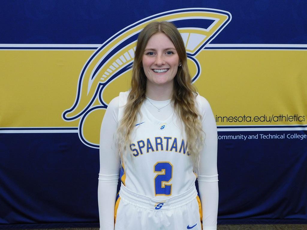 Gronewold Becomes All-Time Scoring Leader for Lady Spartans