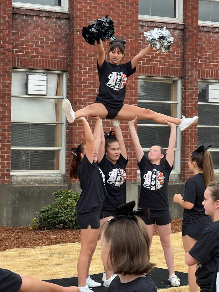 Cheer | Photos | Silverton Future Foxes Football and Cheer - TVYFL