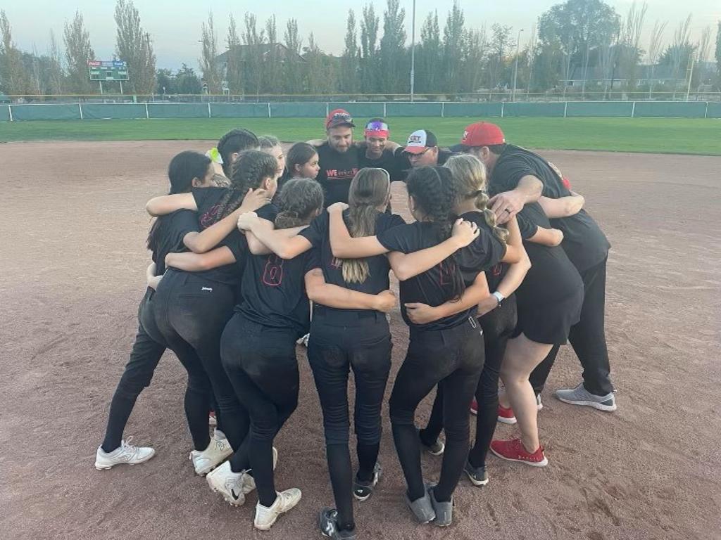 | Photos | Pacific NW Fury Fastpitch