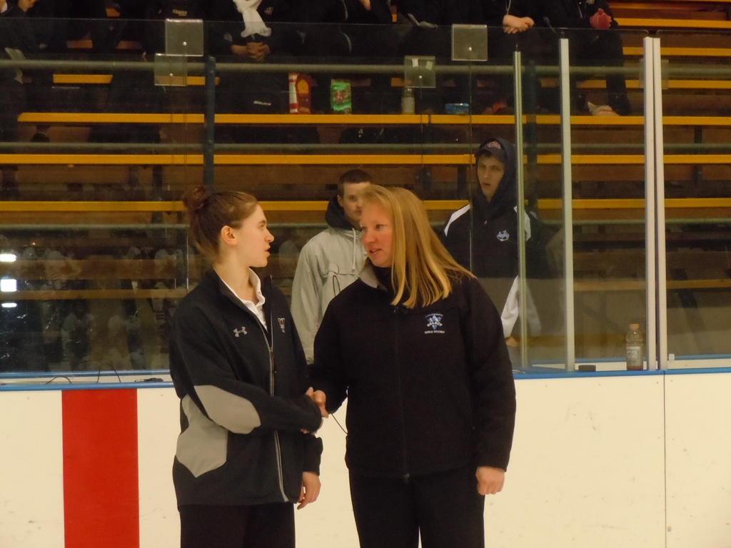 Haley Skarupa Named 2011 JWHL Liz Turgeon Player of the Year