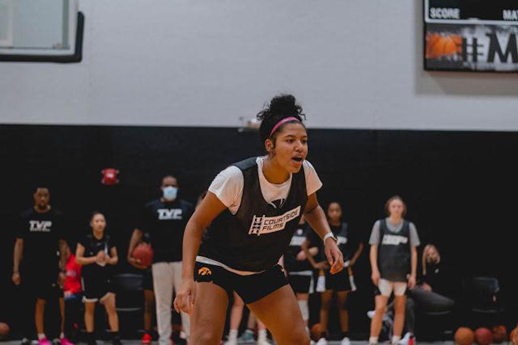 2025 Courtside Girls Camp