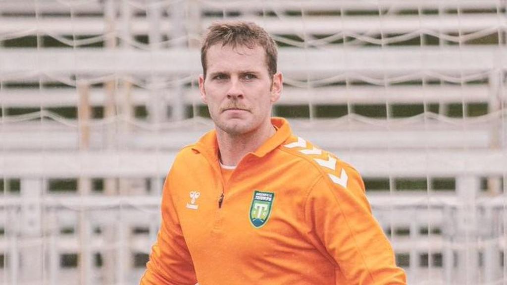 Former Paladin Ben Hale re-signs with Greenville