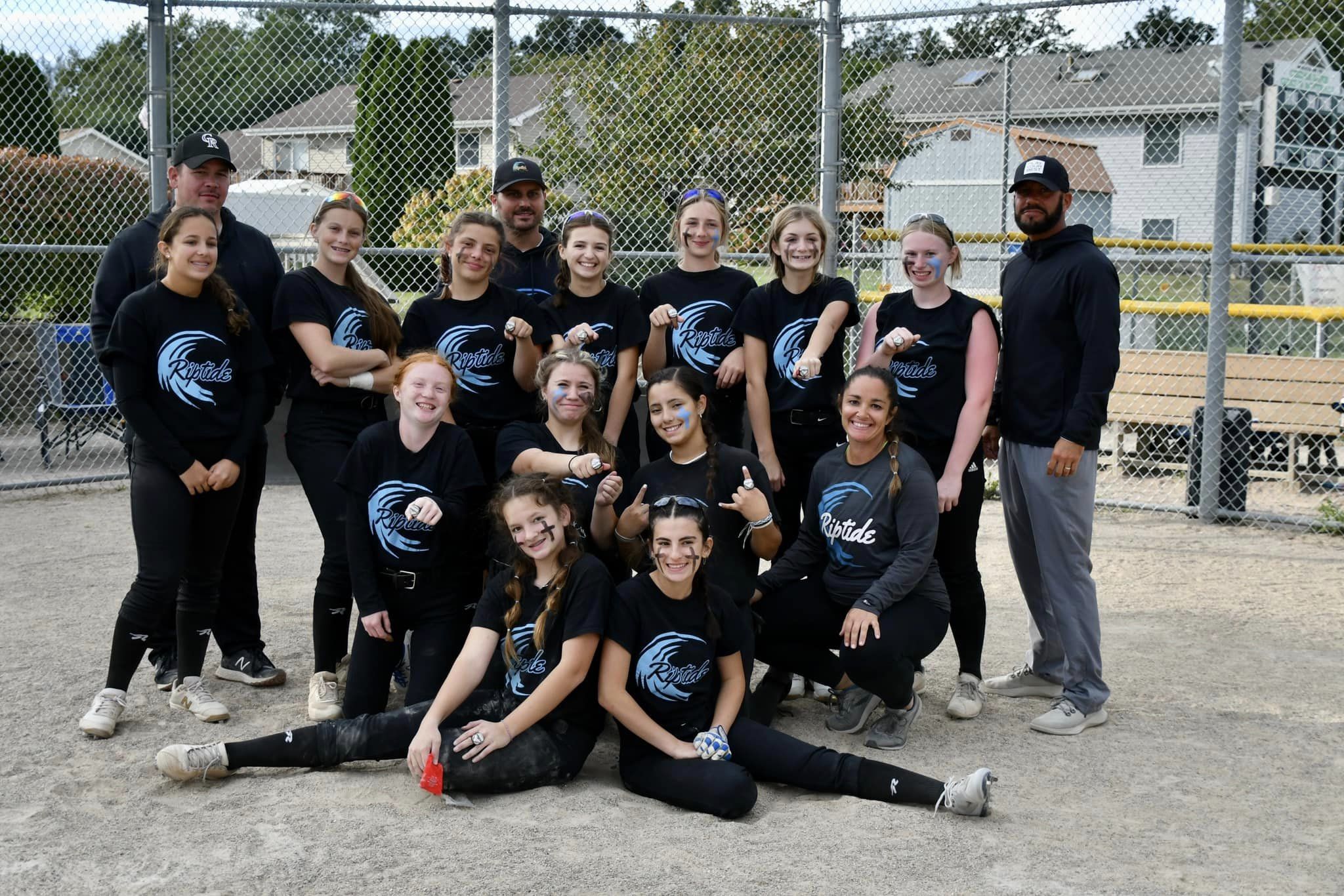 Wahlburg Riptide Softball Logo