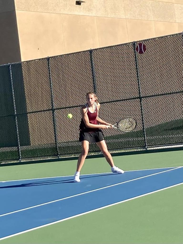 Otter Girls Sweep CLC Tennis Match in Willmar