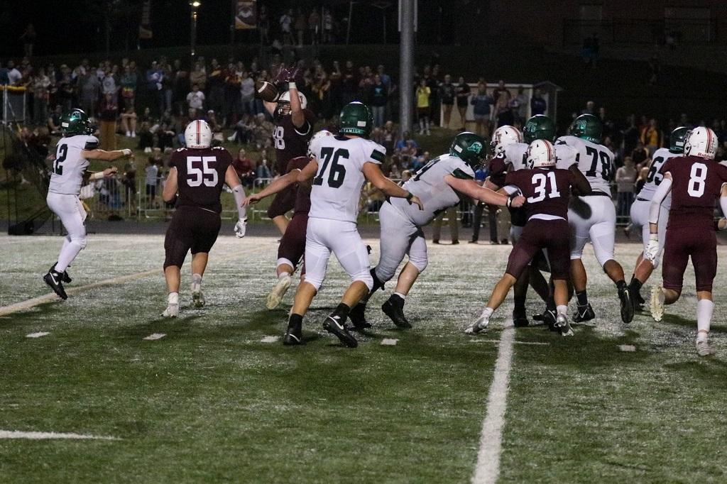 Bethel Scores 3 Times as Otters Hold Off Green Wave for 21-14 ...