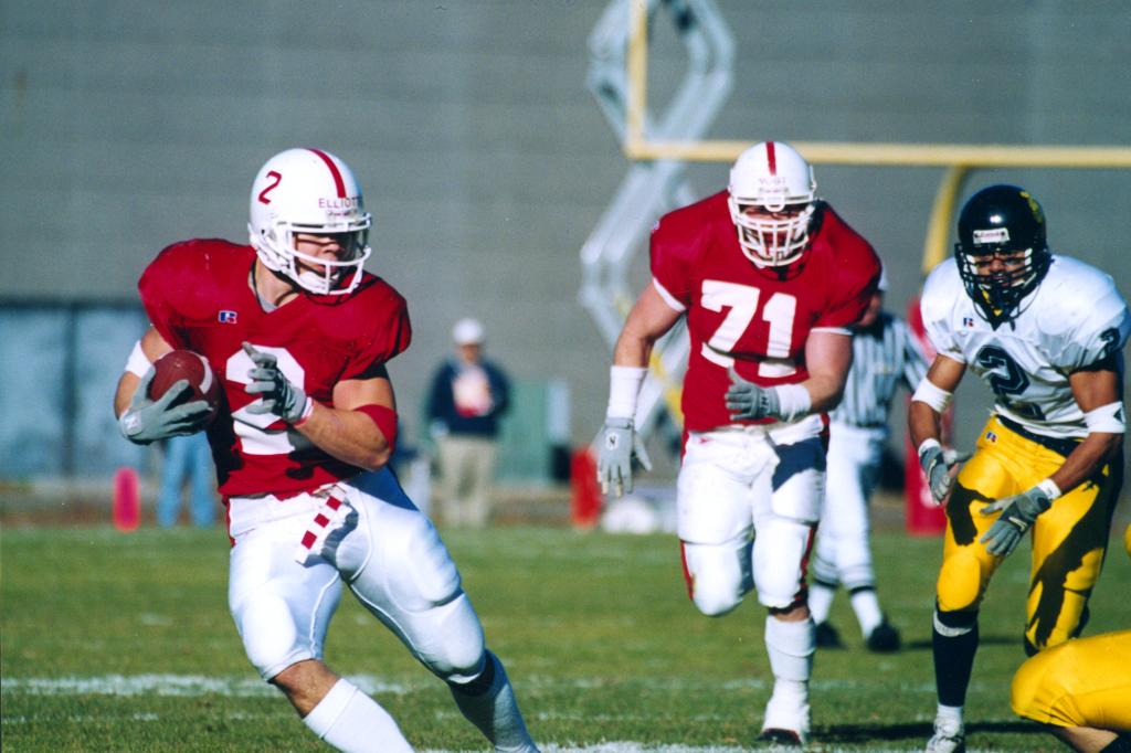 Blake Elliott for 2016 College Football Hall of Fame