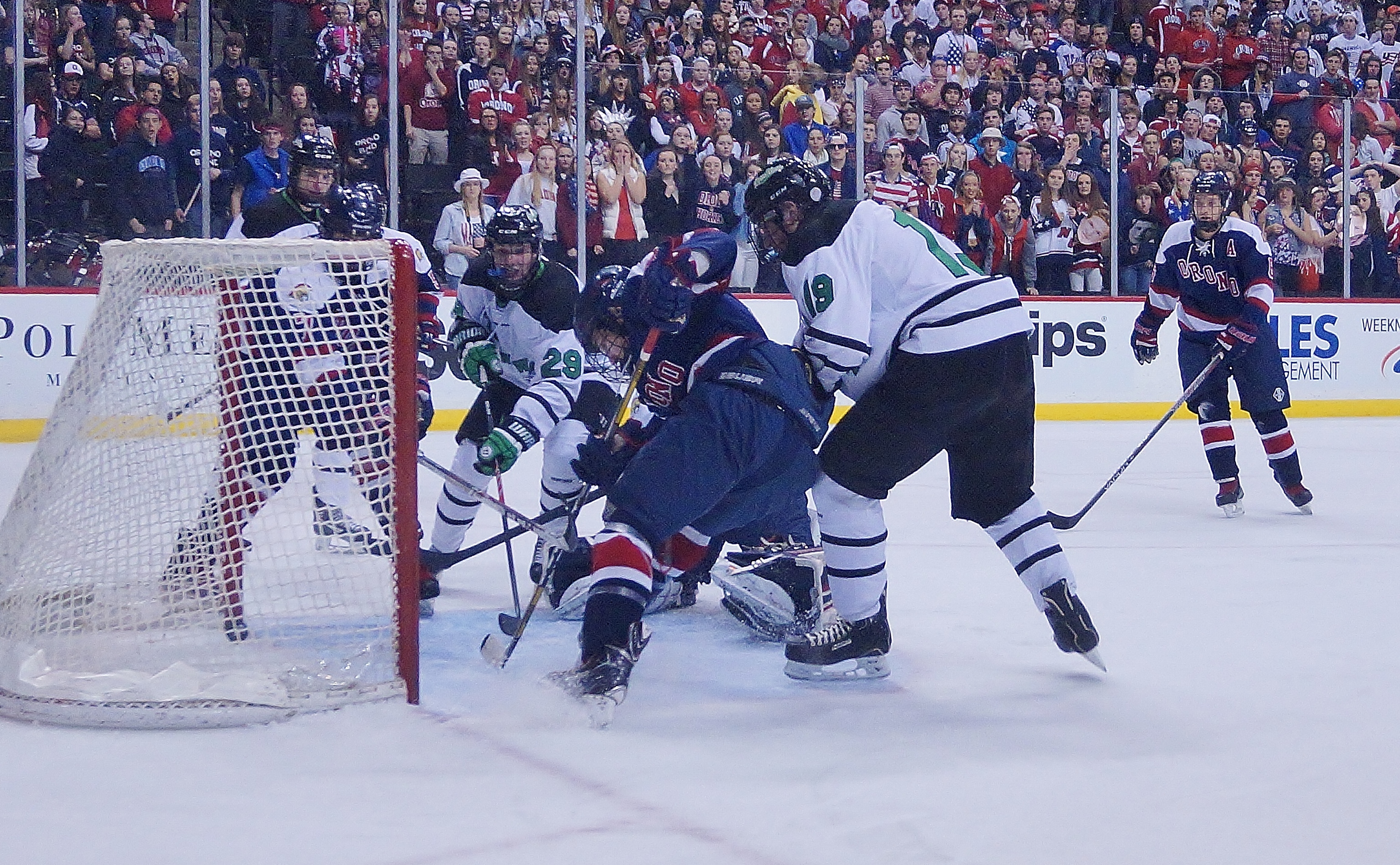 Spartans Can't Stop the Green Wave