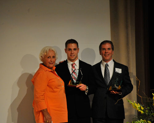 Bernie Flowers Award for Outstanding Contribution to Amateur Football