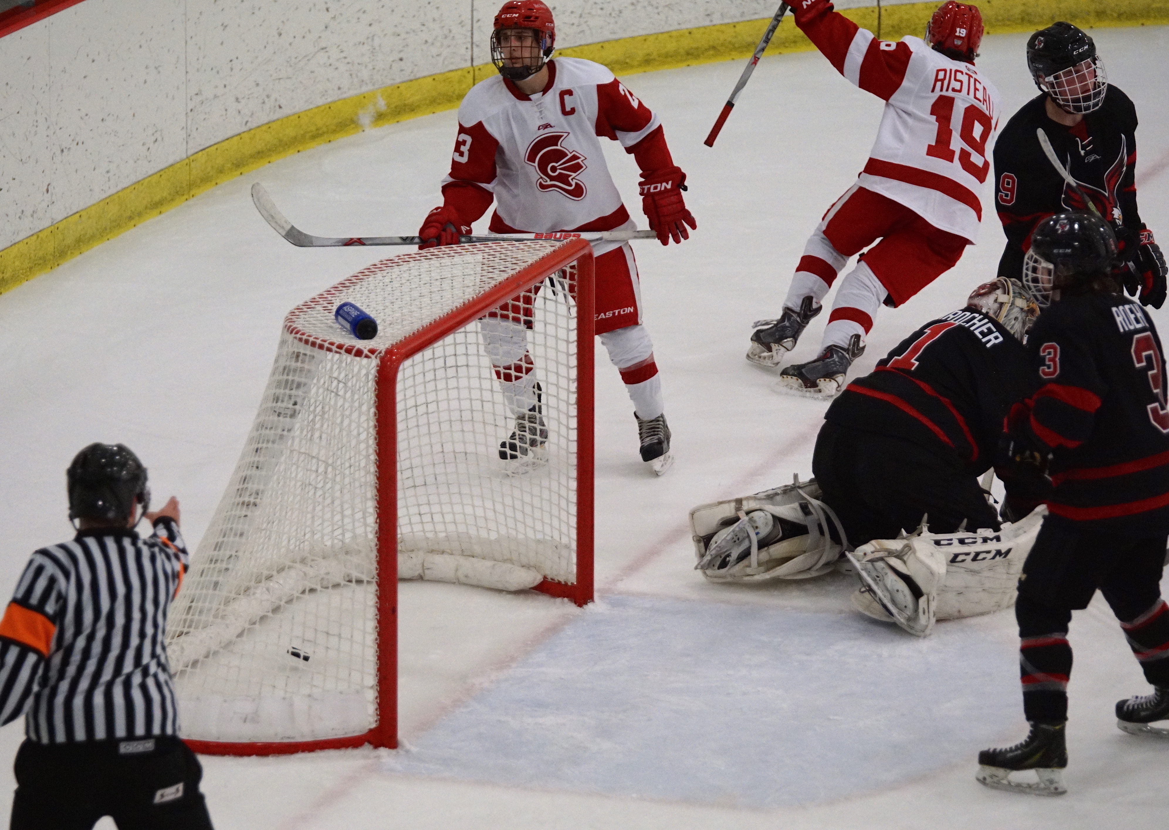 BHS: No. 2AA BSM unseats Top Ranked EP 6-5 in OT