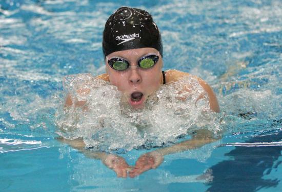 Girls Swimming and Diving