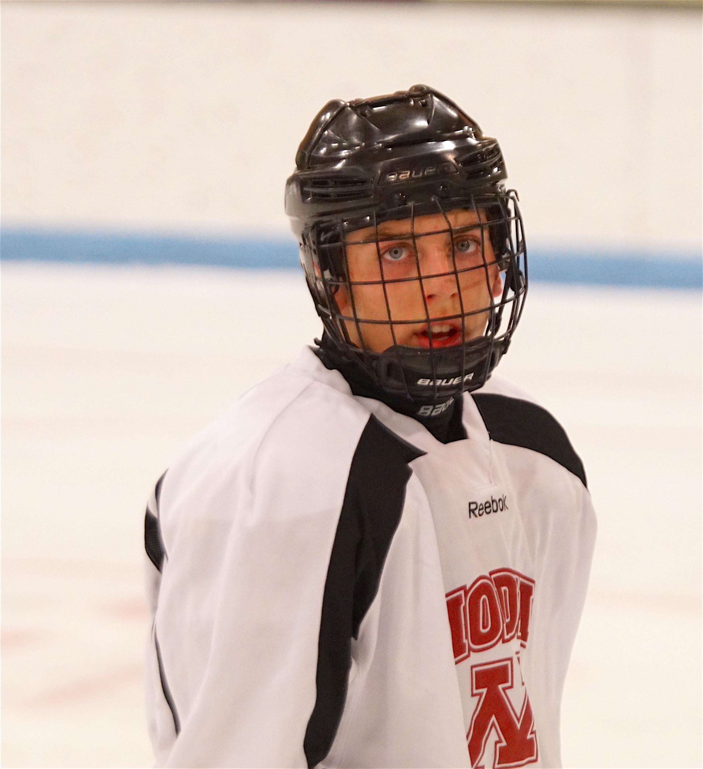 BEL: Teams kick off practice all over MN