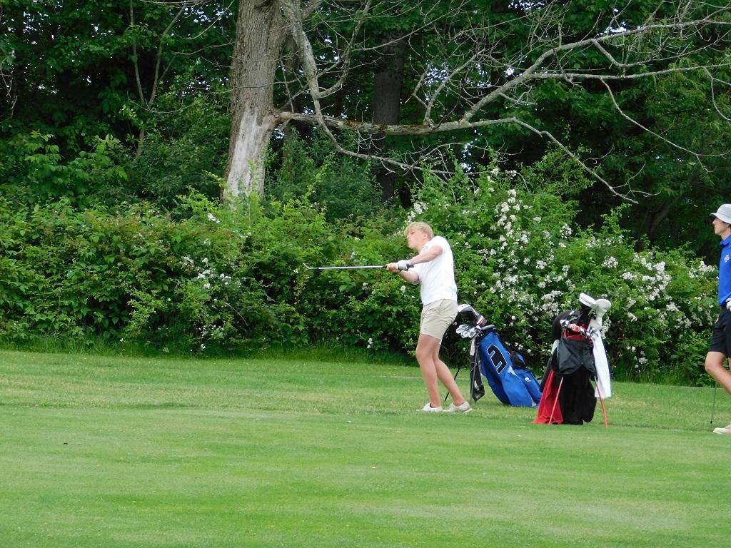 Soydara Holds Lead After 3 Rounds, Spartan Men Maintain 5th Position