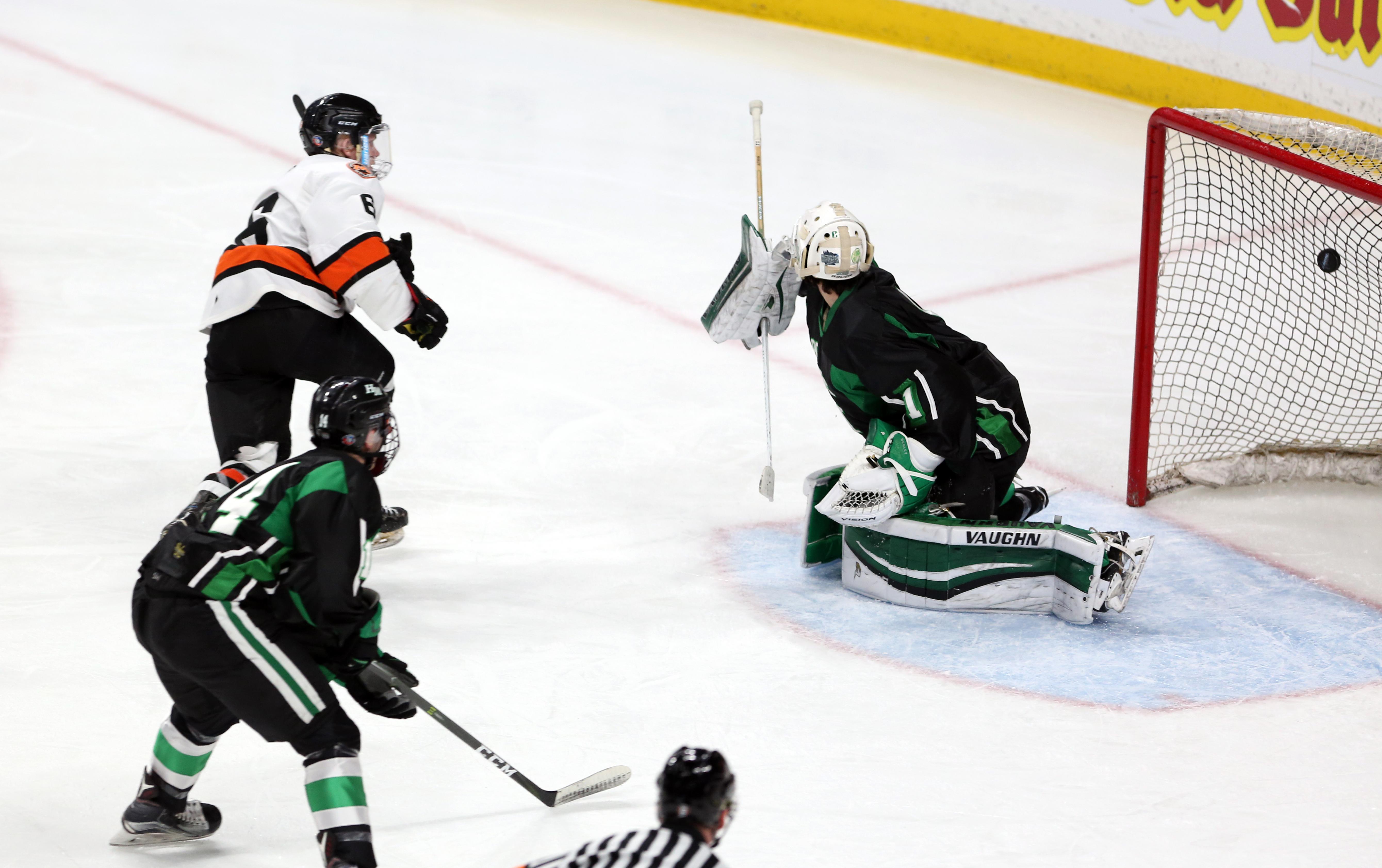 Moorhead takes down Hill Murray