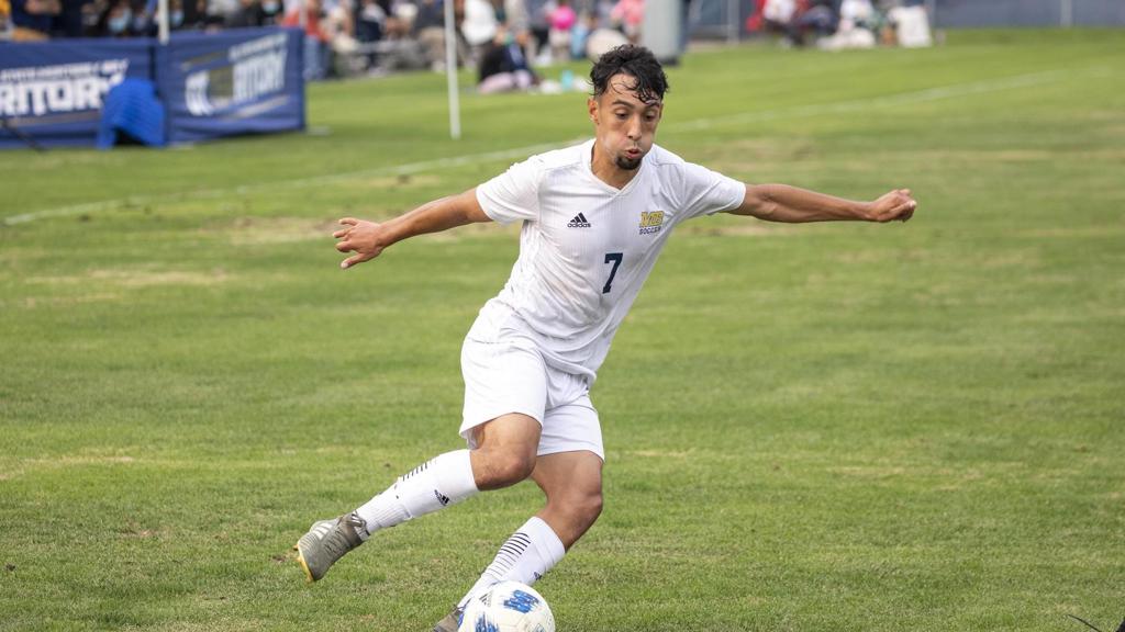 Pedro Hernández Signs First Professional Contract With Red Wolves