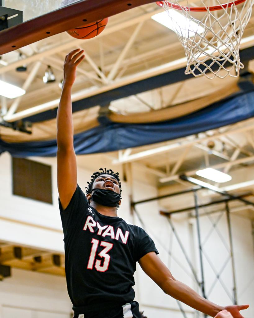 BOYS BASKETBALL: Skillings, Farmer Push Roman Catholic Closer to Title Game