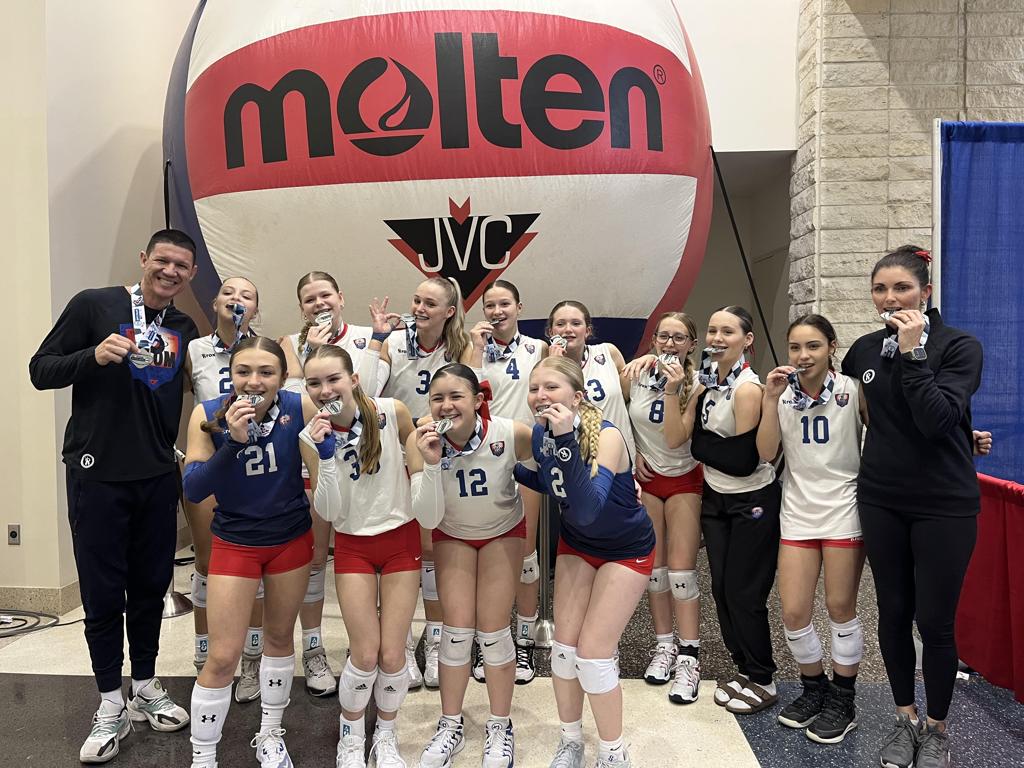 ATOM Performance Volleyball