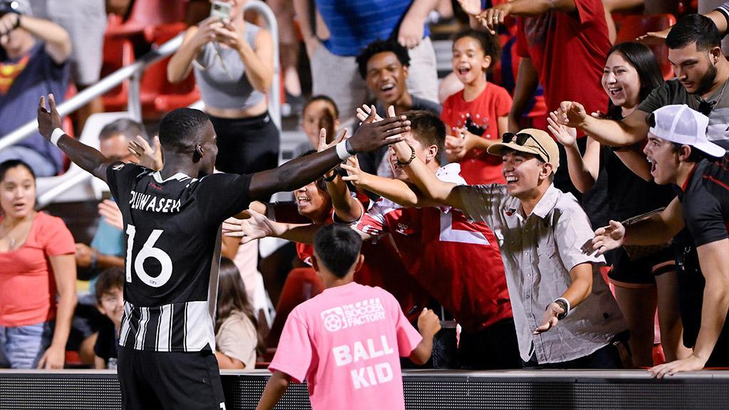 How Tani Oluwaseyi is starting to rewrite San Antonio FC’s record book