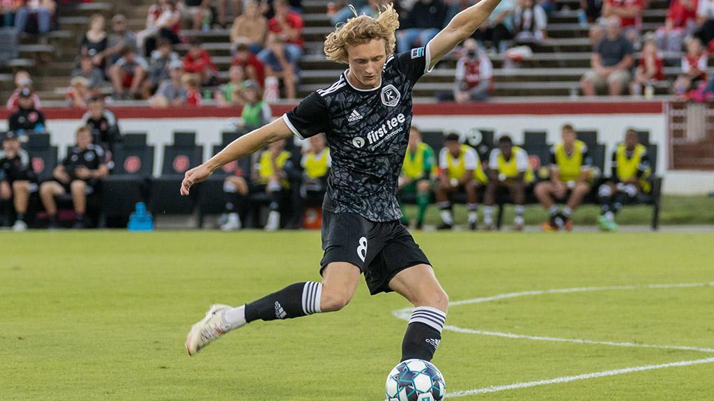 Kickers Bring Aboard Ethan Bryant After Successful Loan Stint