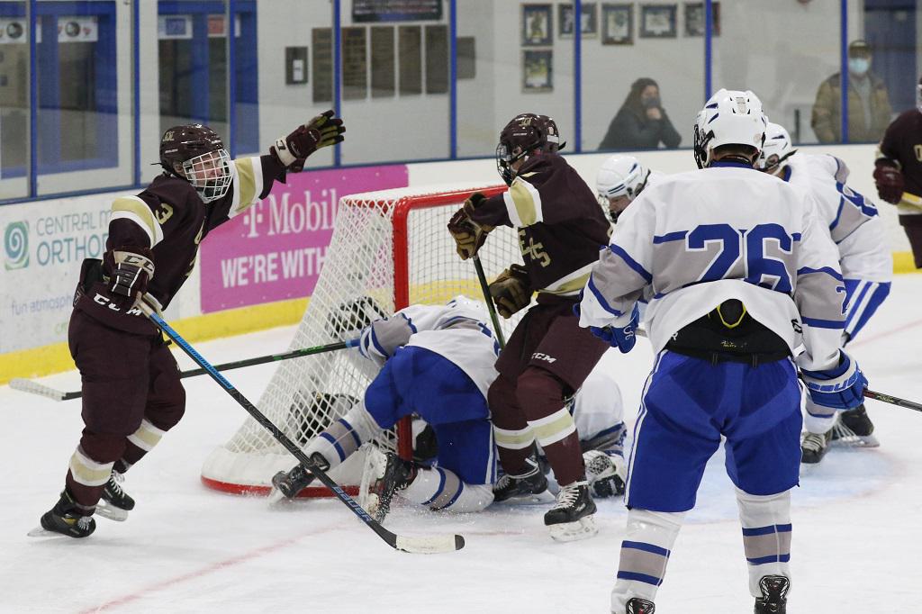 Isaac Johnson Nets Overtime Game Winner for Otter Boys