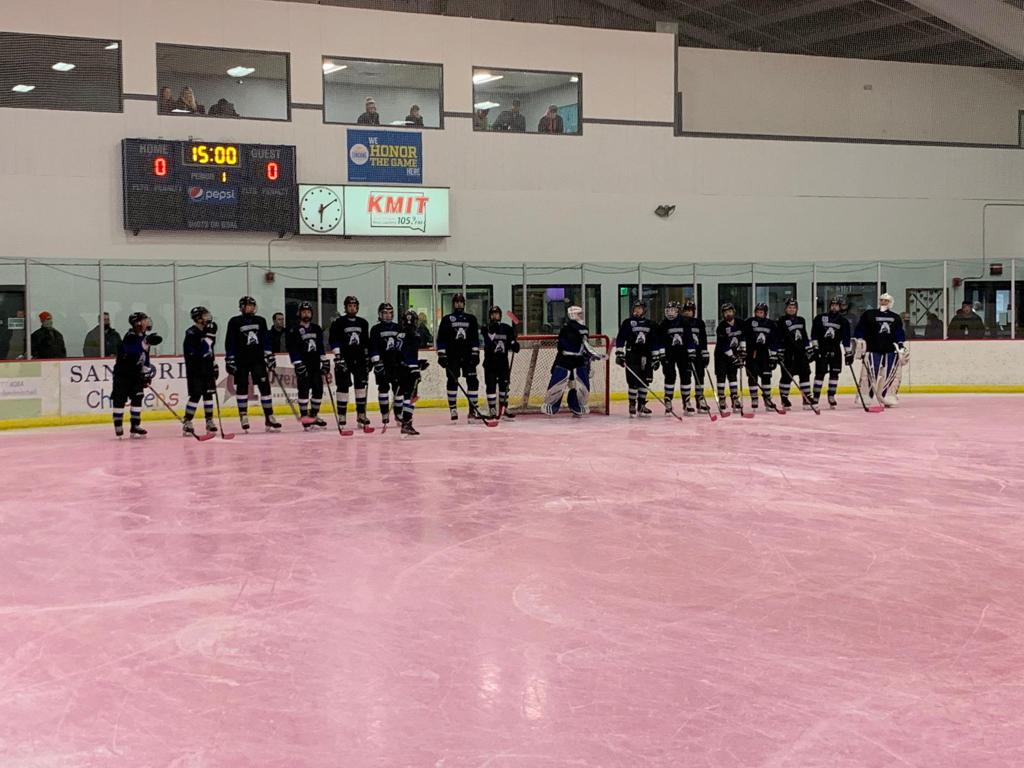 06's Compete at "Pink the Rink"