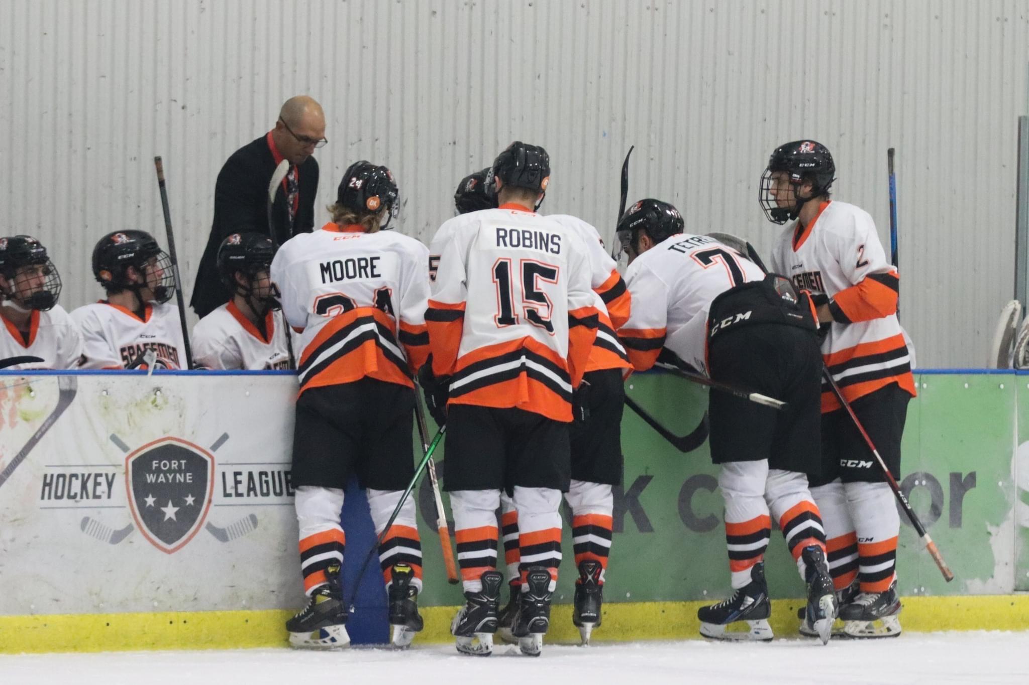 The Fort Wayne Spacemen finish a three game weekend series against the ...