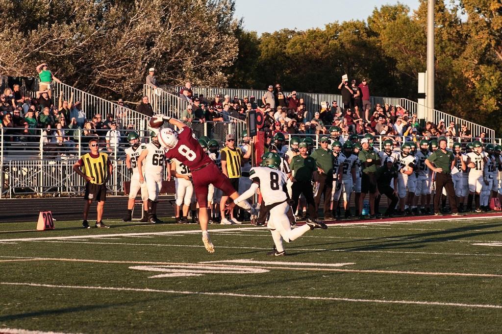 Bethel Scores 3 Times as Otters Hold Off Green Wave for 21-14 ...