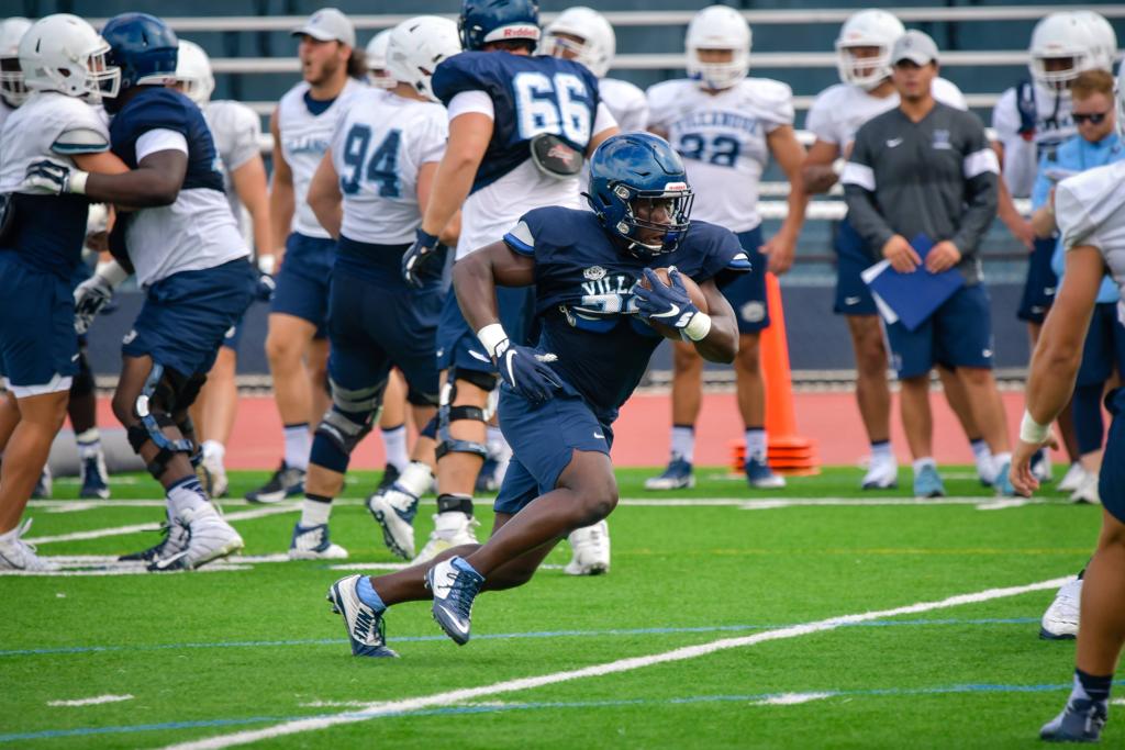 COLLEGE FOOTBALL: Former Episcopal Academy Star RB DeeWil Barlee Taking ...