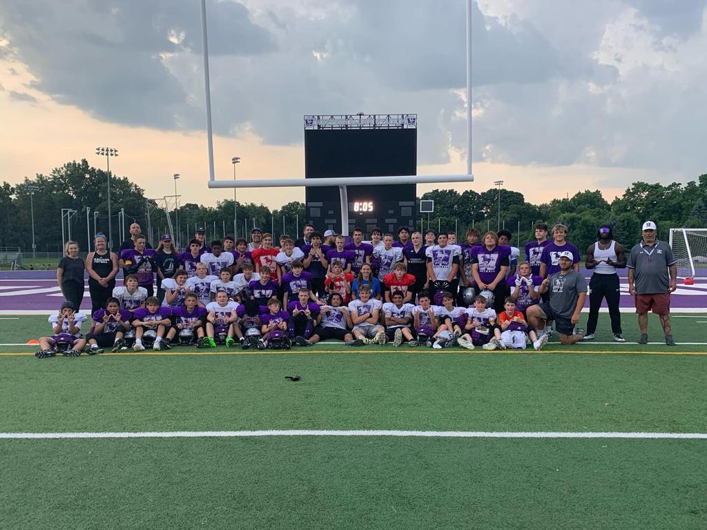 London Junior Mustangs Football