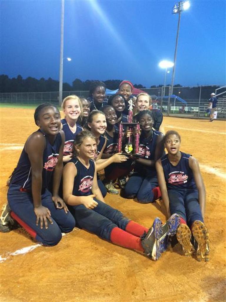ALL PHOTOS | Photos | Montgomery Gray Softball