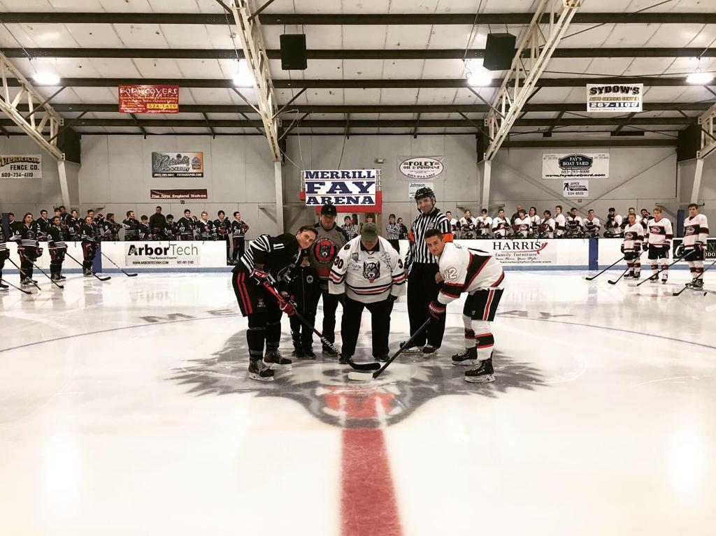 | Photos | New England Wolves