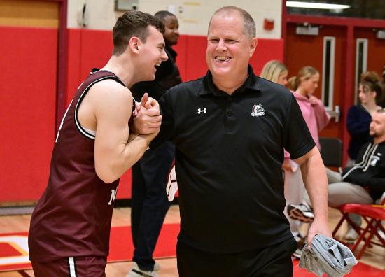 Lower Merion’s legendary Gregg Downer notches victory No. 700 in Aces ...