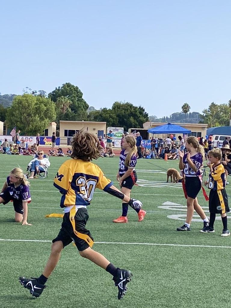 FNL Pictures & Videos