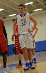 Downingtown West's Warren heads back to the gridiron