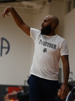 Nal'la Bennett shows improved floor game as Friends' Central beats ...