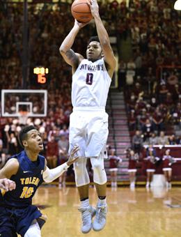 St. Joe's survives wild back-and-forth battle with Toledo