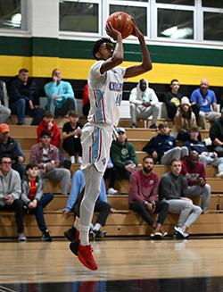 Mosco Classic: Father Judge's Kevair Kennedy beats buzzer for wild win ...