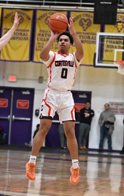 Harris shines as Coatesville downs Henderson to take Ches-Mont title